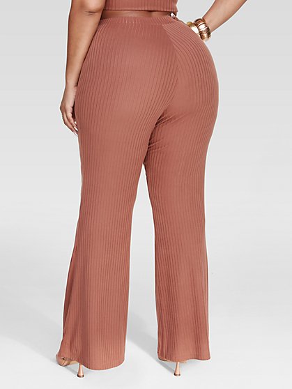 Plus Size Pants for Women | Fashion To Figure